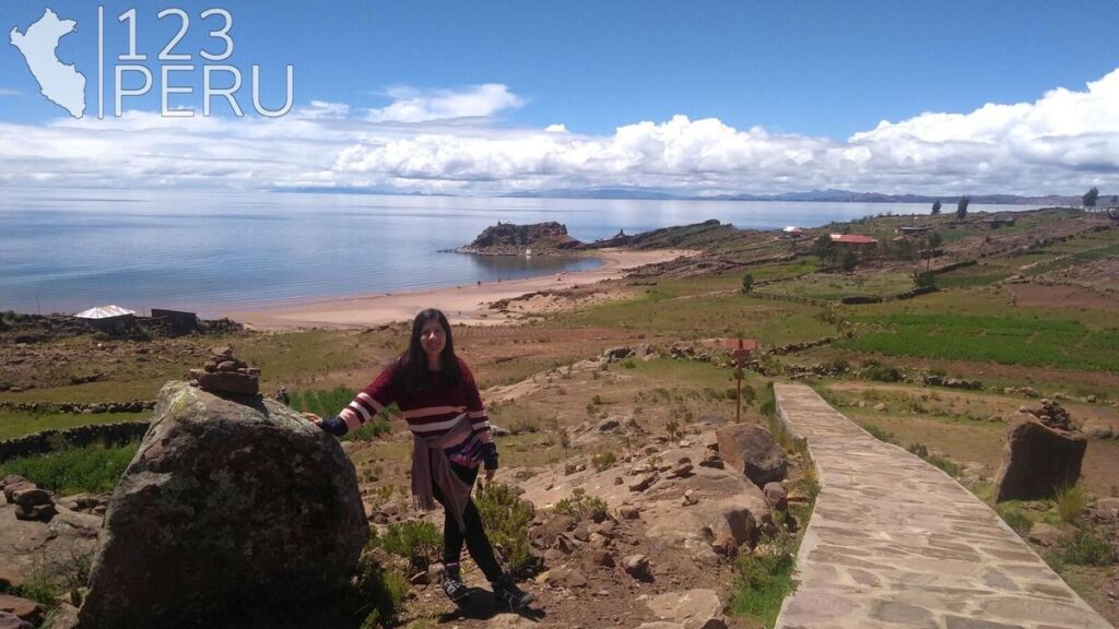 Isla de Taquile: Isla con tradiciones ancestrales - 123 Peru